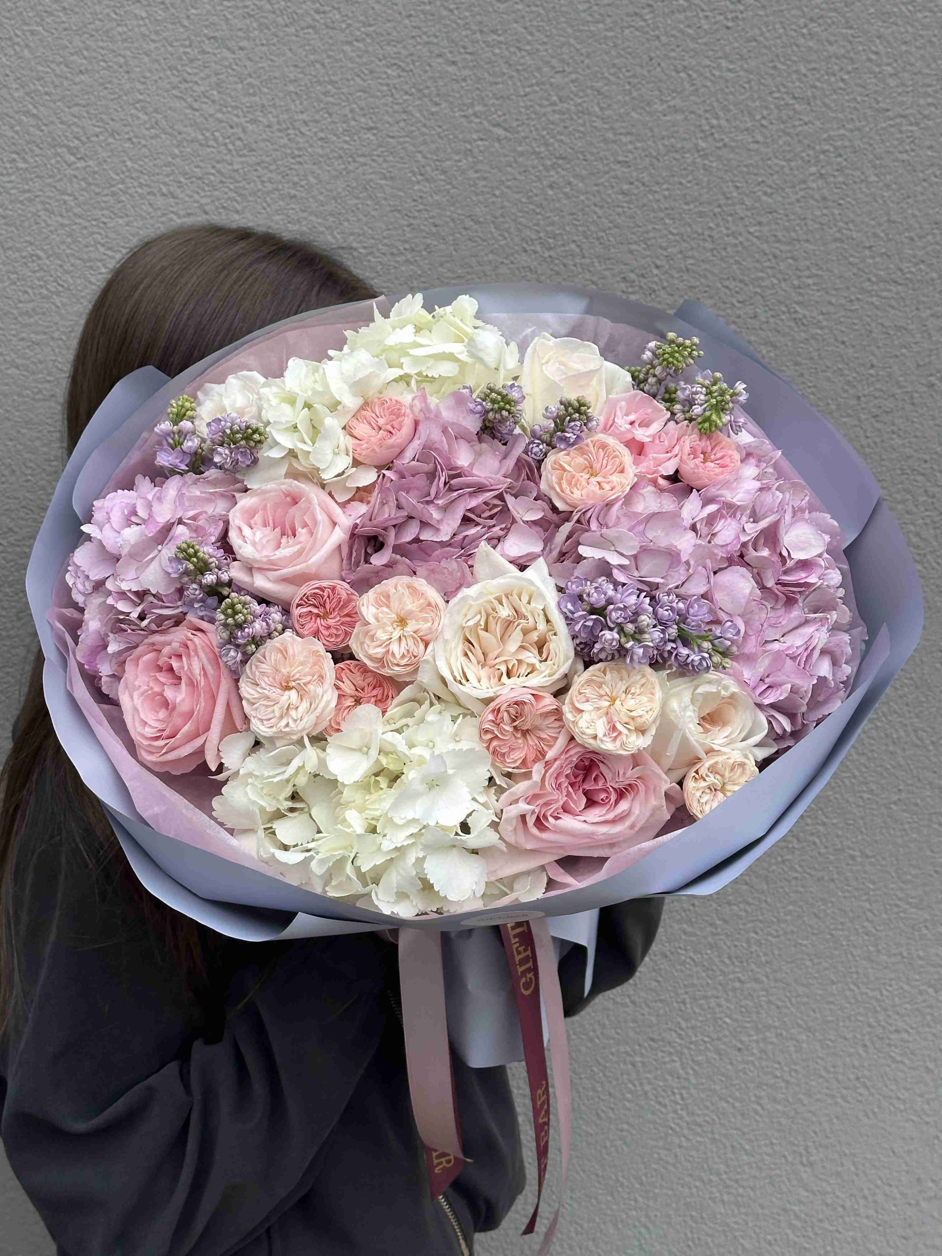 Bukiet kwiatów "Lilac cake" - Giftbar Flowers